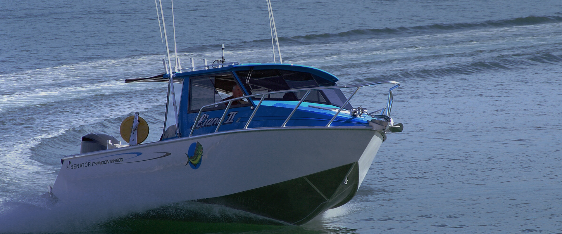 Senator Boats | Pontoon & Typhoon Series Boat Builders