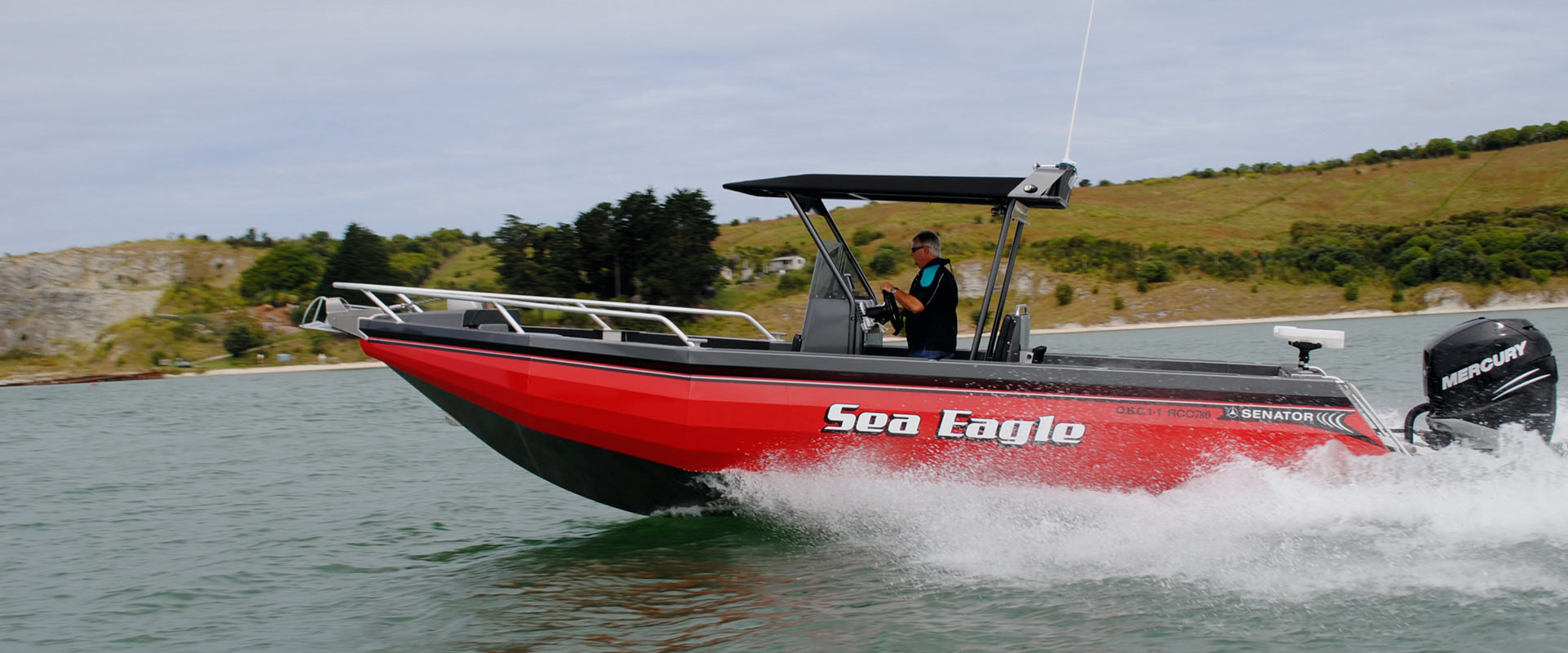 Senator Boats | Pontoon & Typhoon Series Boat Builders